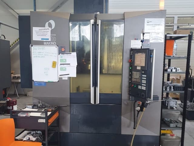 Used Makino F5 Vertical Machining Center